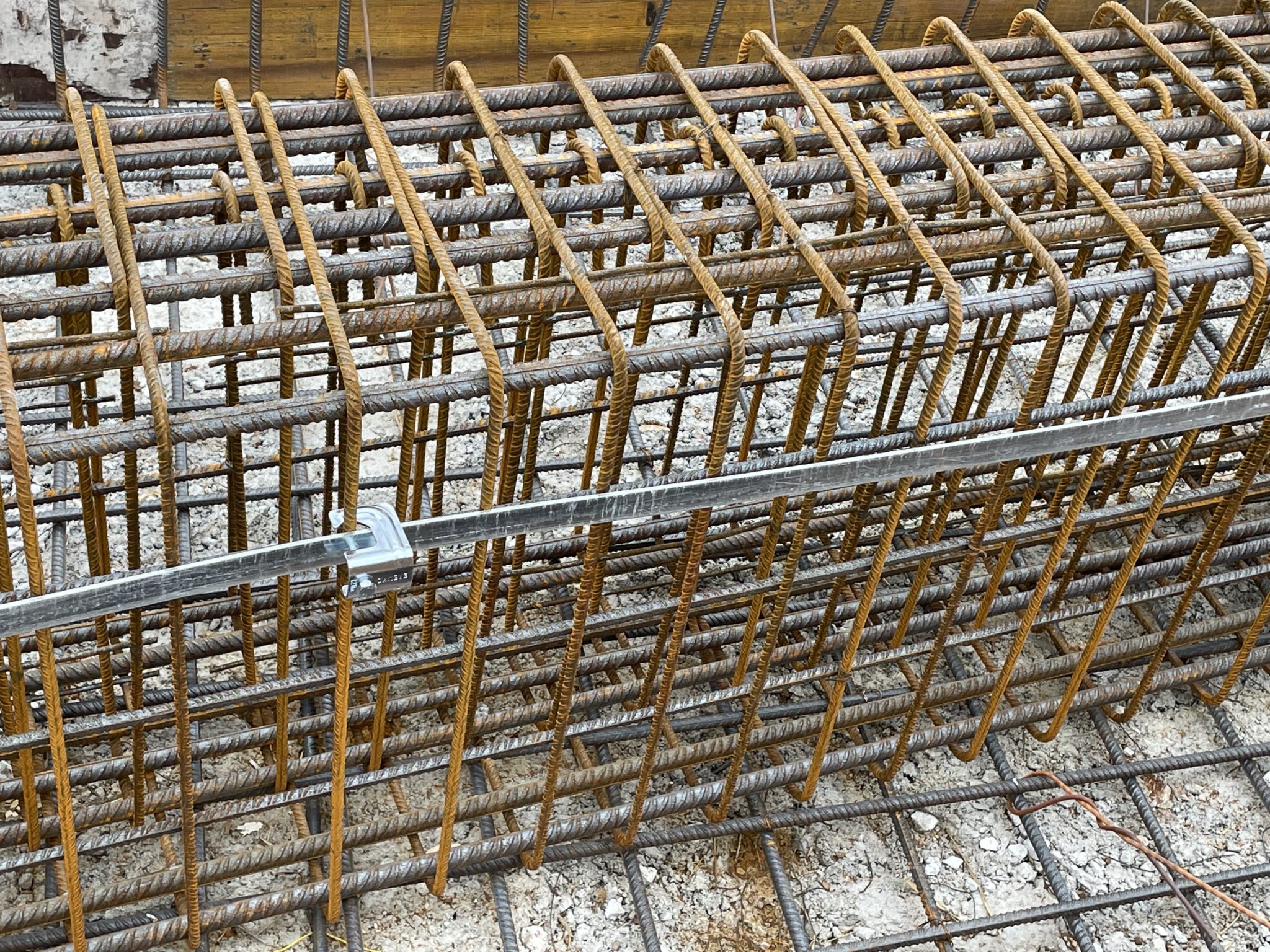 ΣΥΓΚΡΟΤΗΜΑ ΤΕΣΣΑΡΩΝ (4) ΟΙΚΟΔΟΜΙΚΩΝ ΜΟΝΑΔΩΝ ΣΕ ΙΔΙΟΚΤΗΤΟ ΟΙΚΟΠΕΔΟ ΣΤΗΝ ...