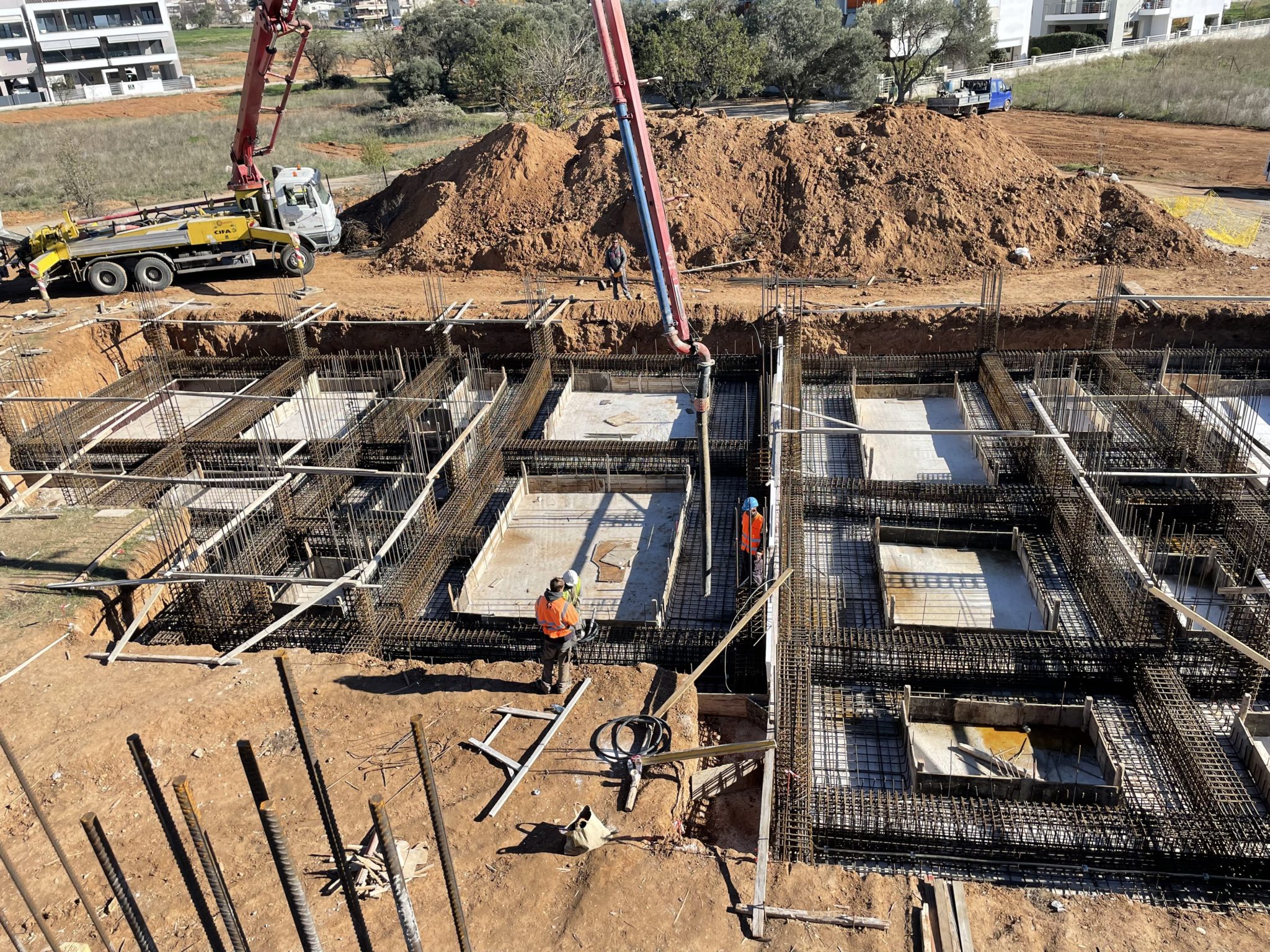 ΣΥΓΚΡΟΤΗΜΑ ΤΕΣΣΑΡΩΝ (4) ΟΙΚΟΔΟΜΙΚΩΝ ΜΟΝΑΔΩΝ ΣΕ ΙΔΙΟΚΤΗΤΟ ΟΙΚΟΠΕΔΟ ΣΤΗΝ ...